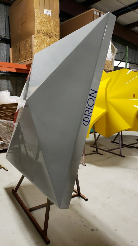 6′ Bistro Lt Gray with Orion Logo1 | STM Industries
