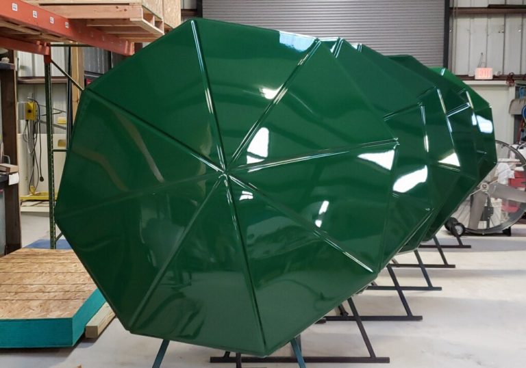6′ Octagonal Umbrella With Valance in Racing Green Metal | STM Industries